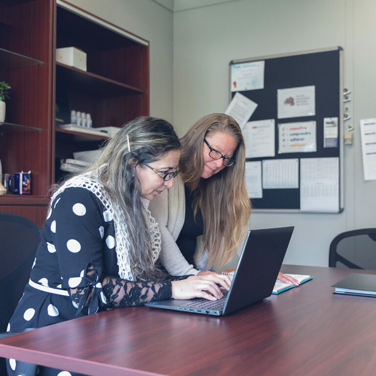 Notre école | École secondaire Louis-Riel